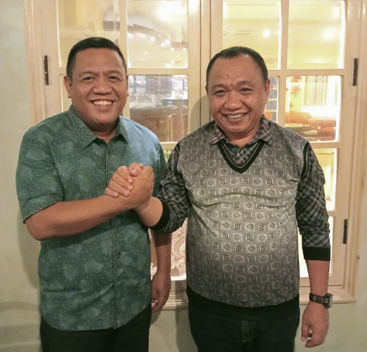 Syam T Ase & Arifin Jakani Dikabarkan Resmi Berpasangan, NP : Iya Benar ...